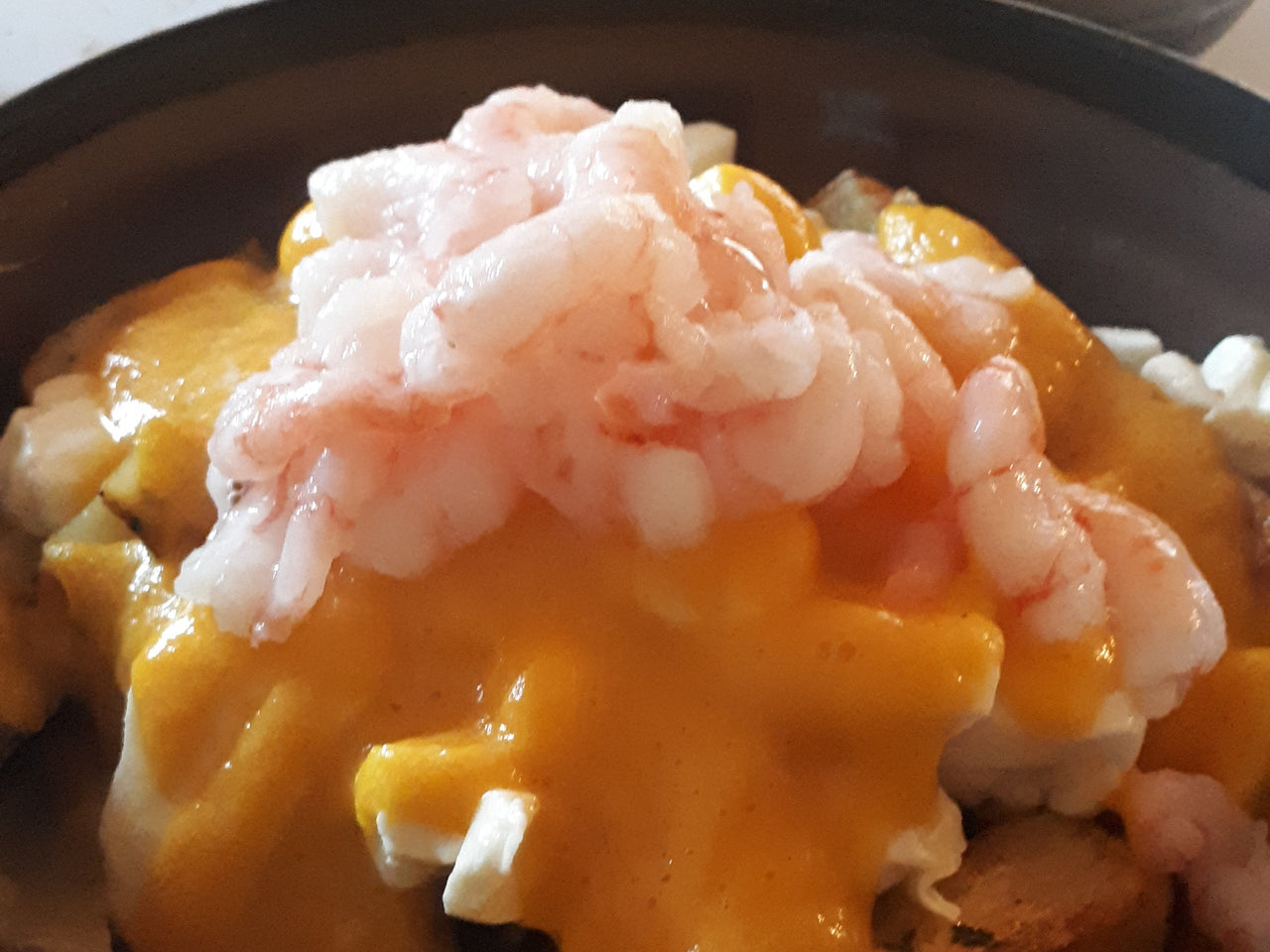 Poutine inusitée, sauce à la courge et crevette – La Corde d'achat